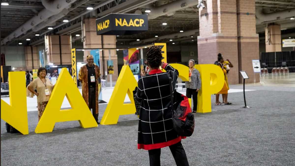 NAACP hires local businesses to build public space for upcoming convention