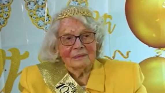 Greensboro woman celebrates turning 100 with family, friends