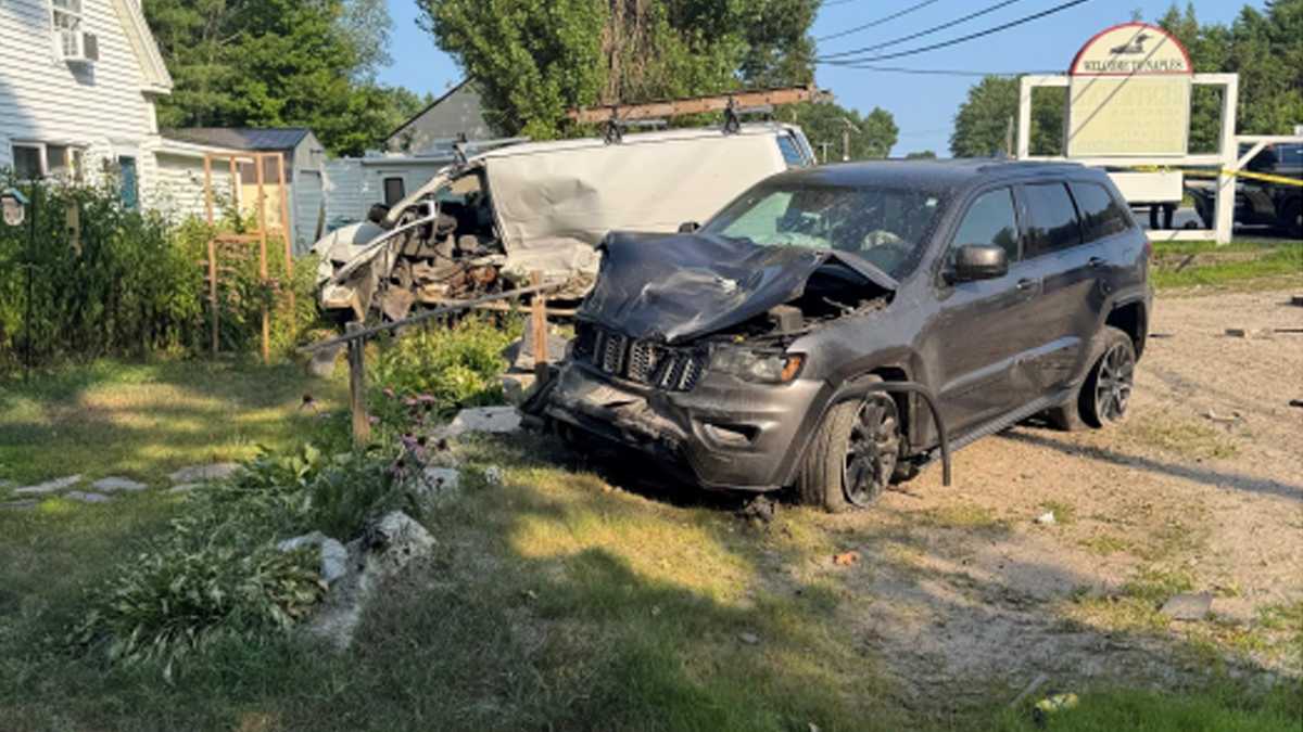 Maine man struck, killed in driveway during Naples chain-reaction crash