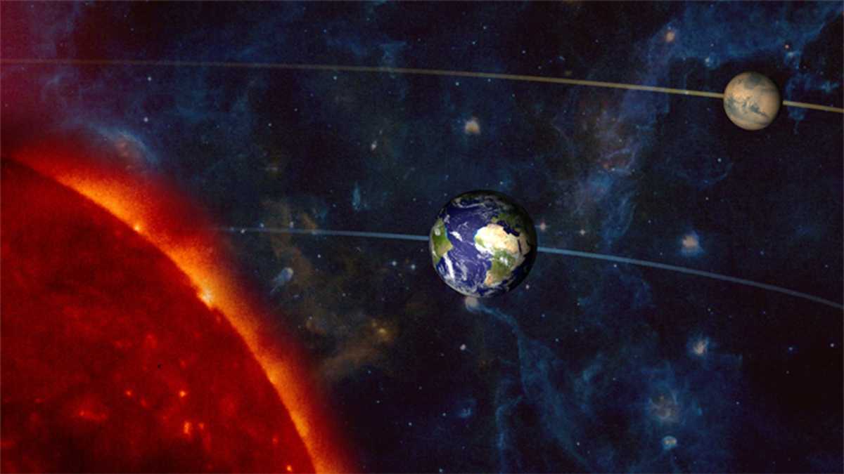 Bright Mars, meteor shower, blue moon in October sky