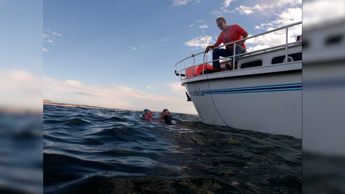 Massachusetts woman swims across English Channel