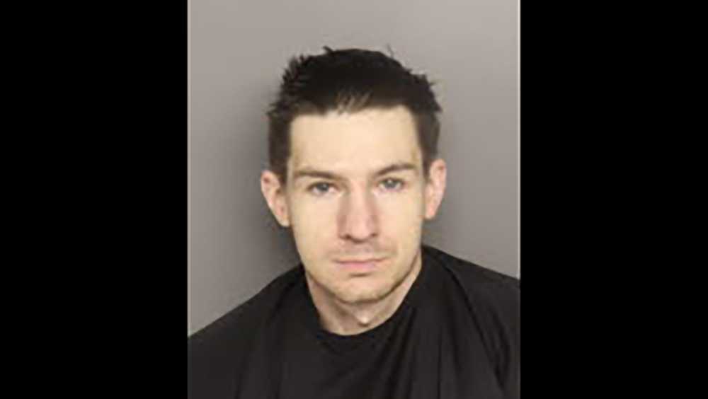 South Carolina: Man forges father's name, pretends to be lawyer