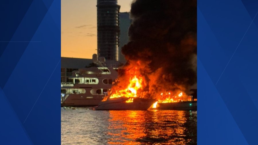 A boat explosion at a Florida marina kills 1 and injures 5 others