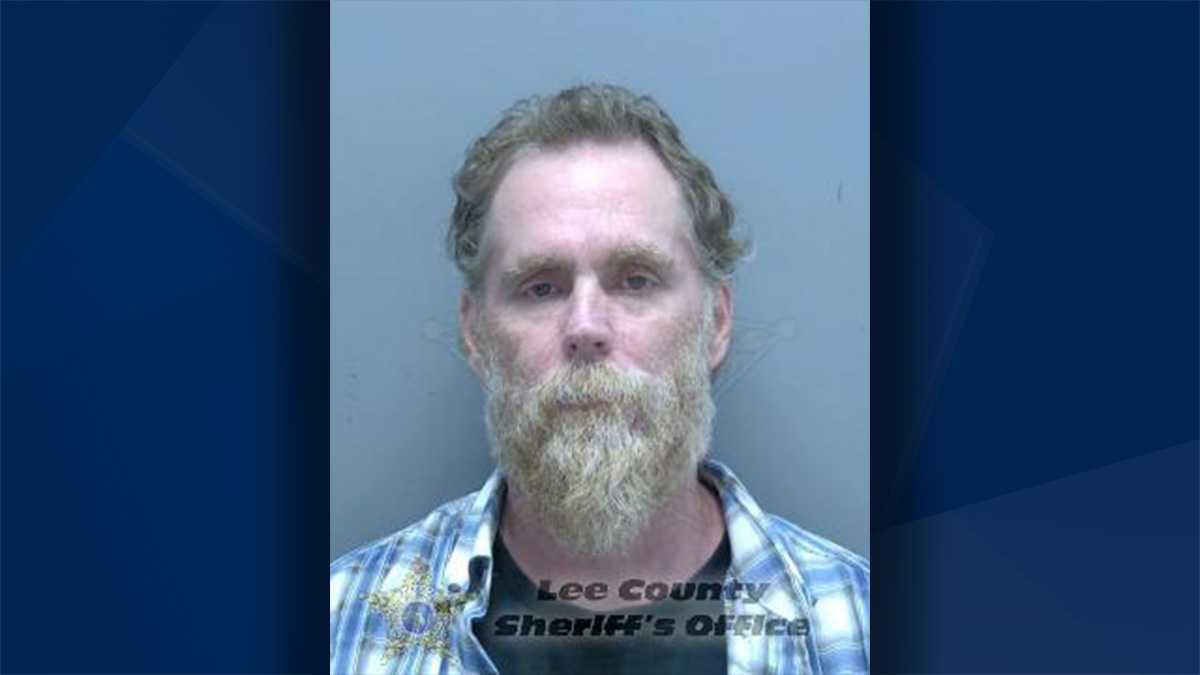 Florida man faces DUI charges after crash injures police officer