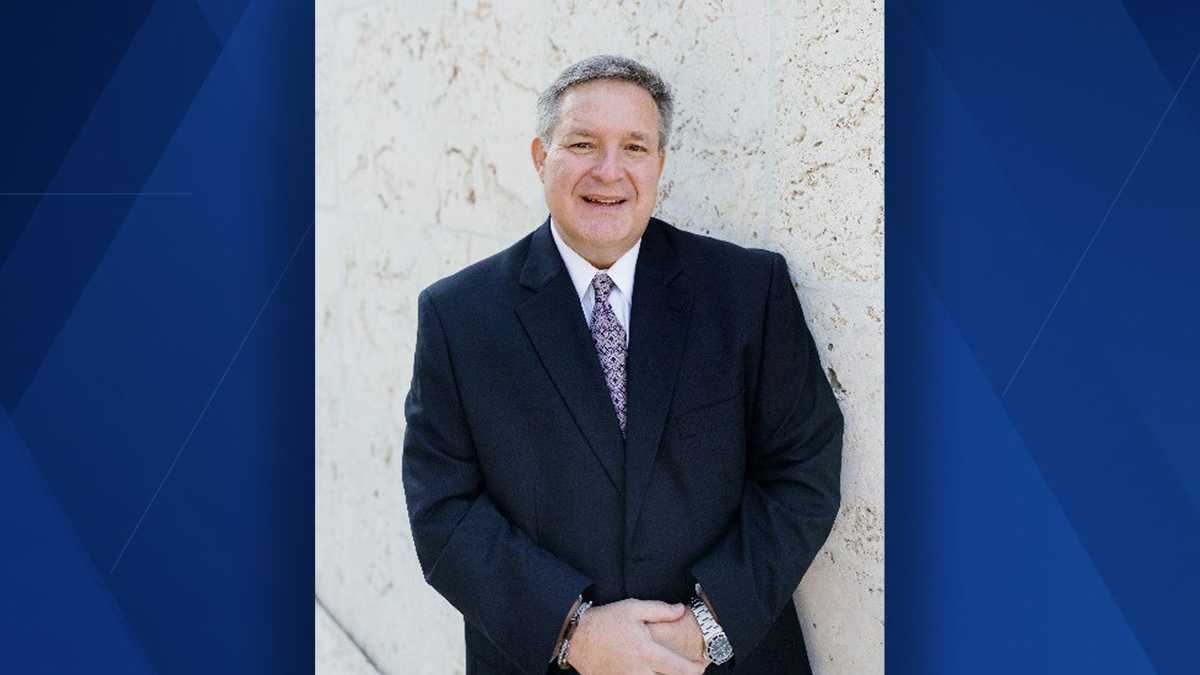 Naples City Council appoints new city manager