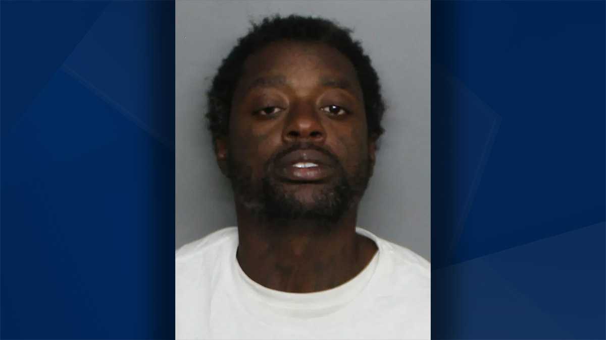 Florida man nicknamed 'Pee Wee' arrested for exposing himself multiple times in businesses