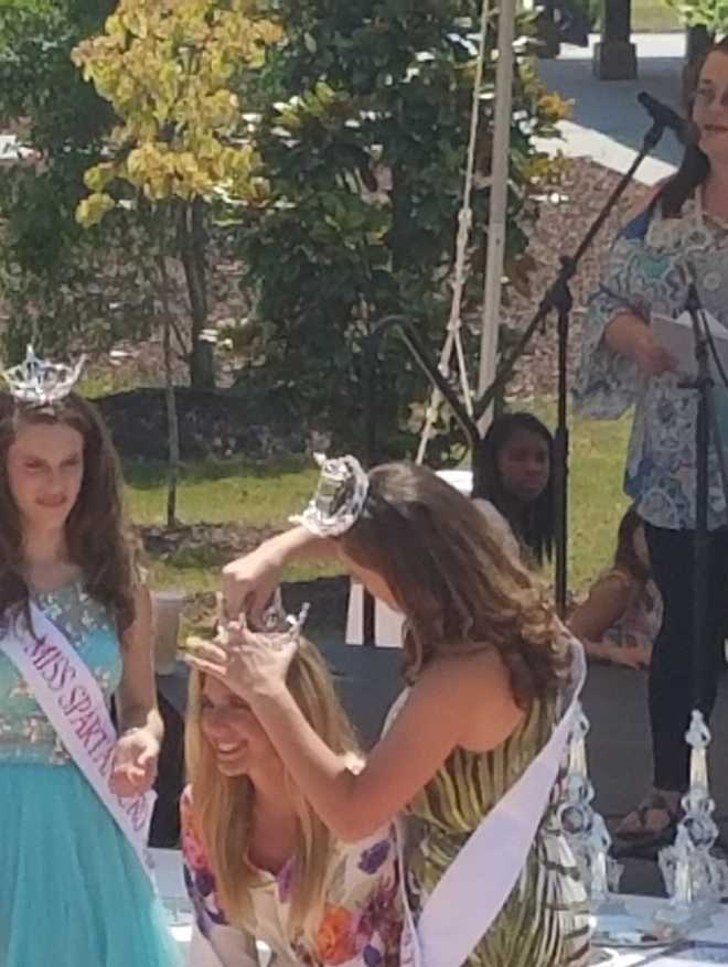 Brother's crash inspires reigning Miss Woodruff's drunk driving ...
