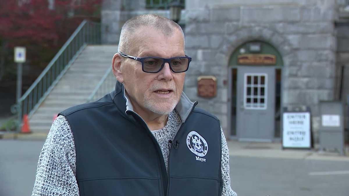 Neil Perry, Methuen’s mayor who fought many health battles, dies at 65