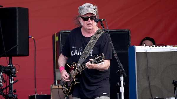 Neil Young drops out as Bourbon and Beyond headliner