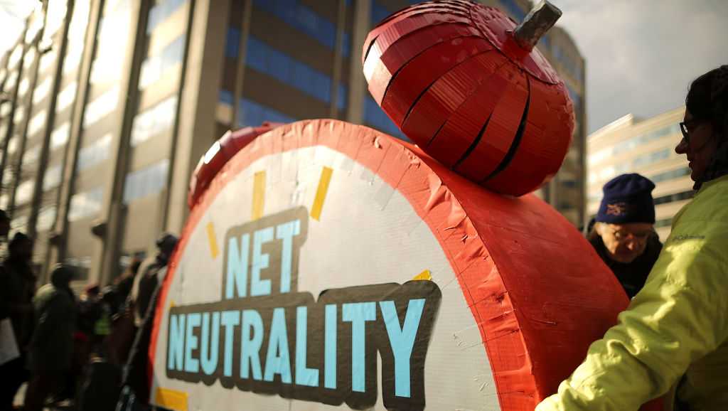 FCC votes to repeal Obama-era net neutrality rules