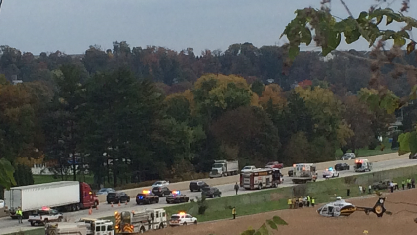 Police: Injuries reported in I-83 crash