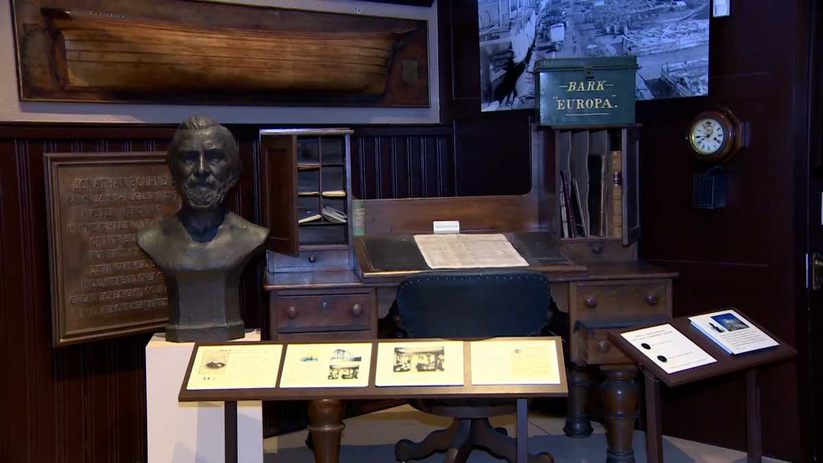 New Bedford man pawned off artifacts he stole from Whaling Museum, DA says