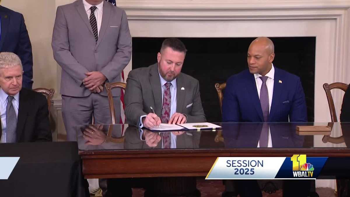 Moore signs new agreements with 3 police, fire unions
