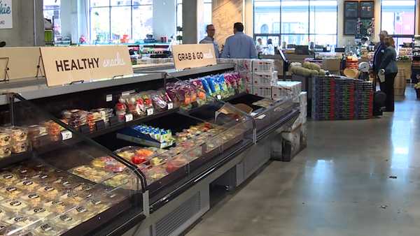 New downtown Kroger introduces innovative dining hall experience