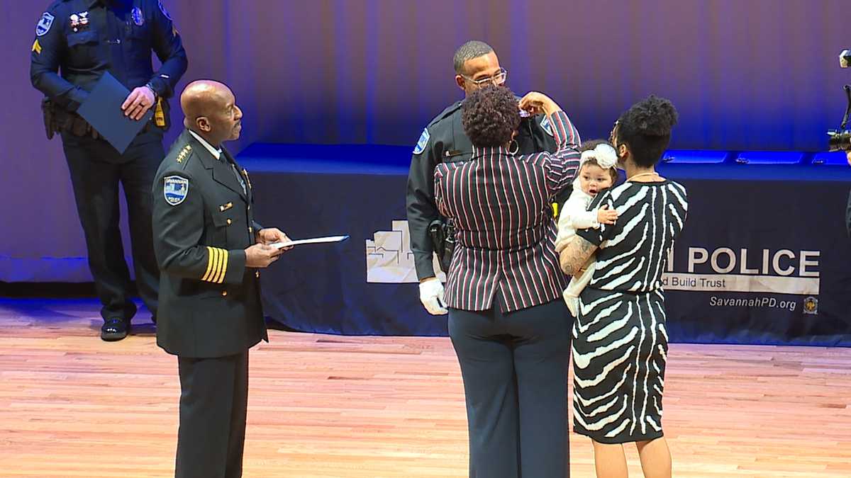 Savannah Police Department Swears In 13 New Officers