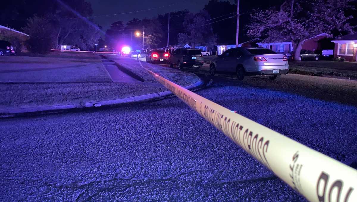 LMPD: Man and woman seriously injured in South Louisville shooting LMPD: Man and woman seriously injured in South Louisville shooting