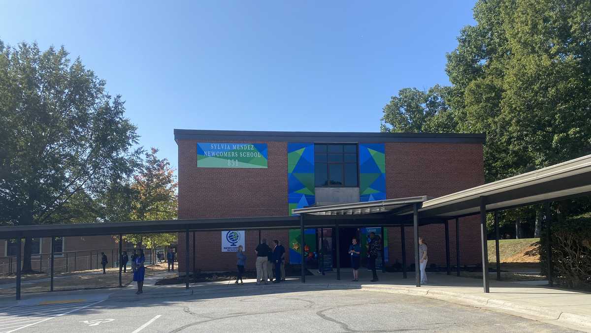 Guilford County Schools unveils newest newcomer school and names it ...