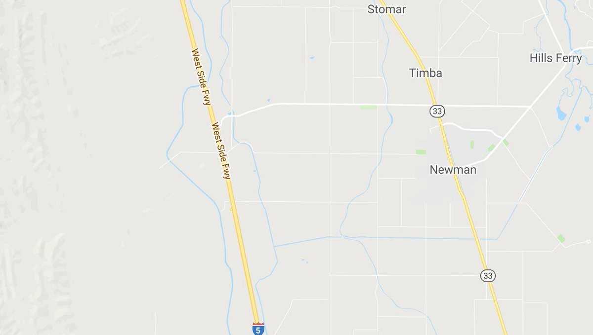 Crews battle 600-acre fire in Stanislaus County