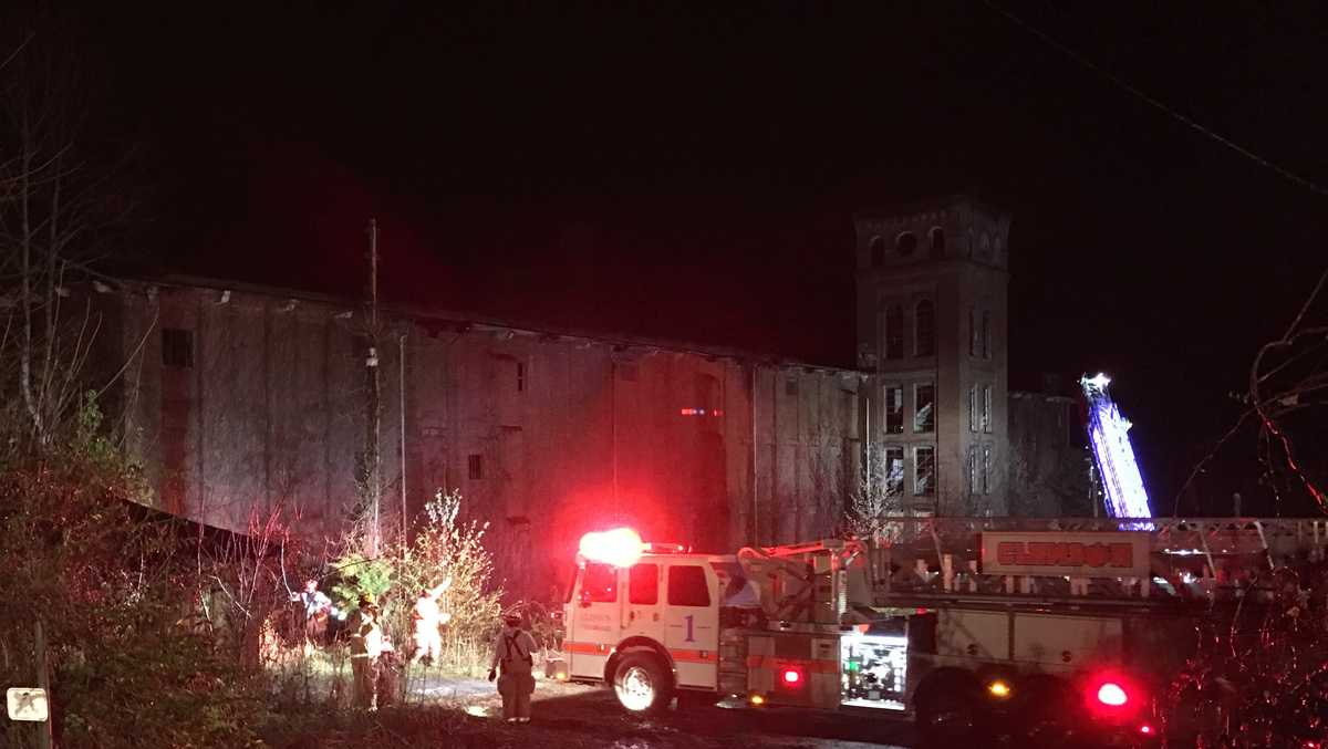 Lightning likely cause of fire at former Upstate mill, fire chief says