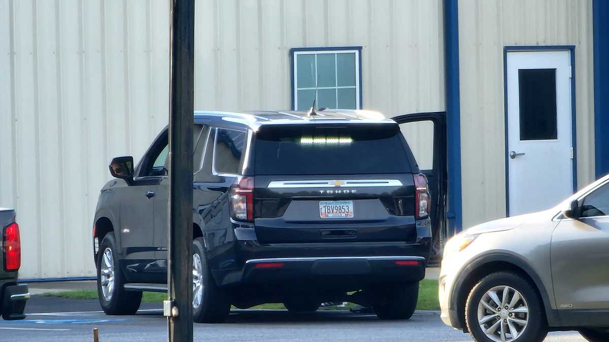 Georgia: FBI agents raid Hinesville church