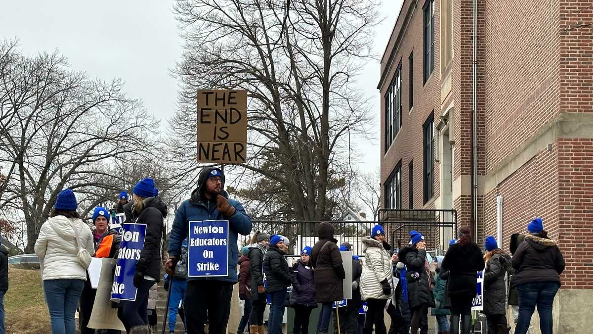 City says sides close to agreement in Newton teachers' strike