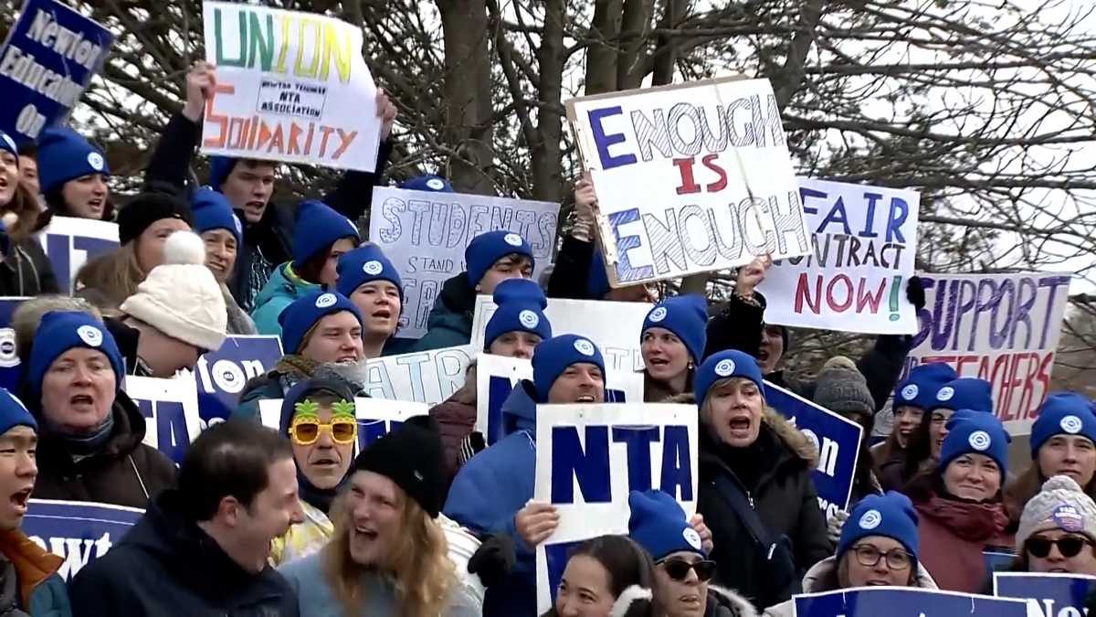 Negotiations to end Newton teacher strike continue into weekend