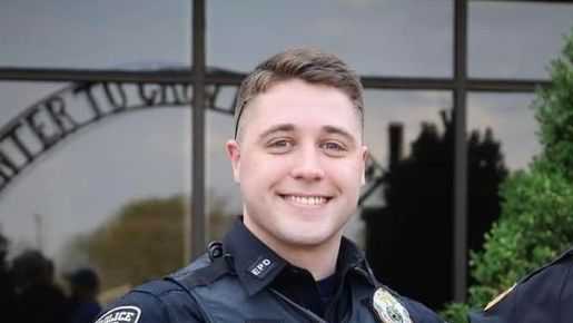 Indiana officer killed during traffic stop; man charged with murder