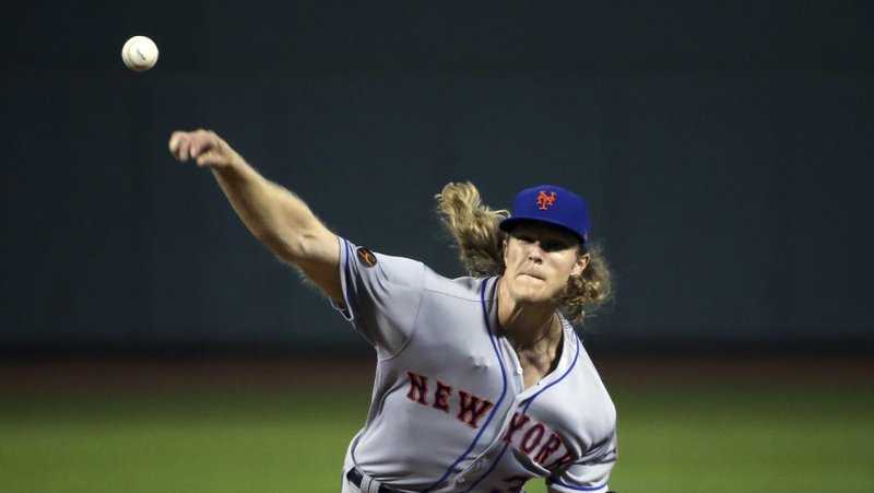 Mets 'Thor' hammers Red Sox at Fenway