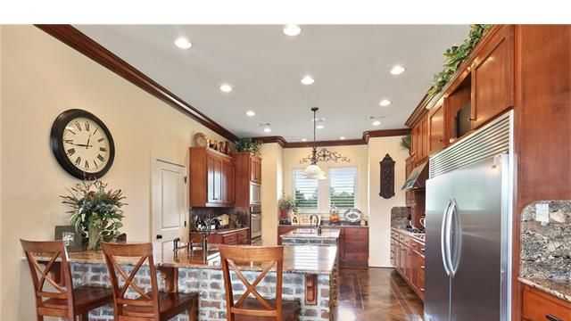 Mansion Monday: Independence home on 8.5 acres of land with outdoor kitchen