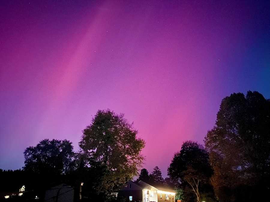 Northern lights put on a show in south-central Pa.