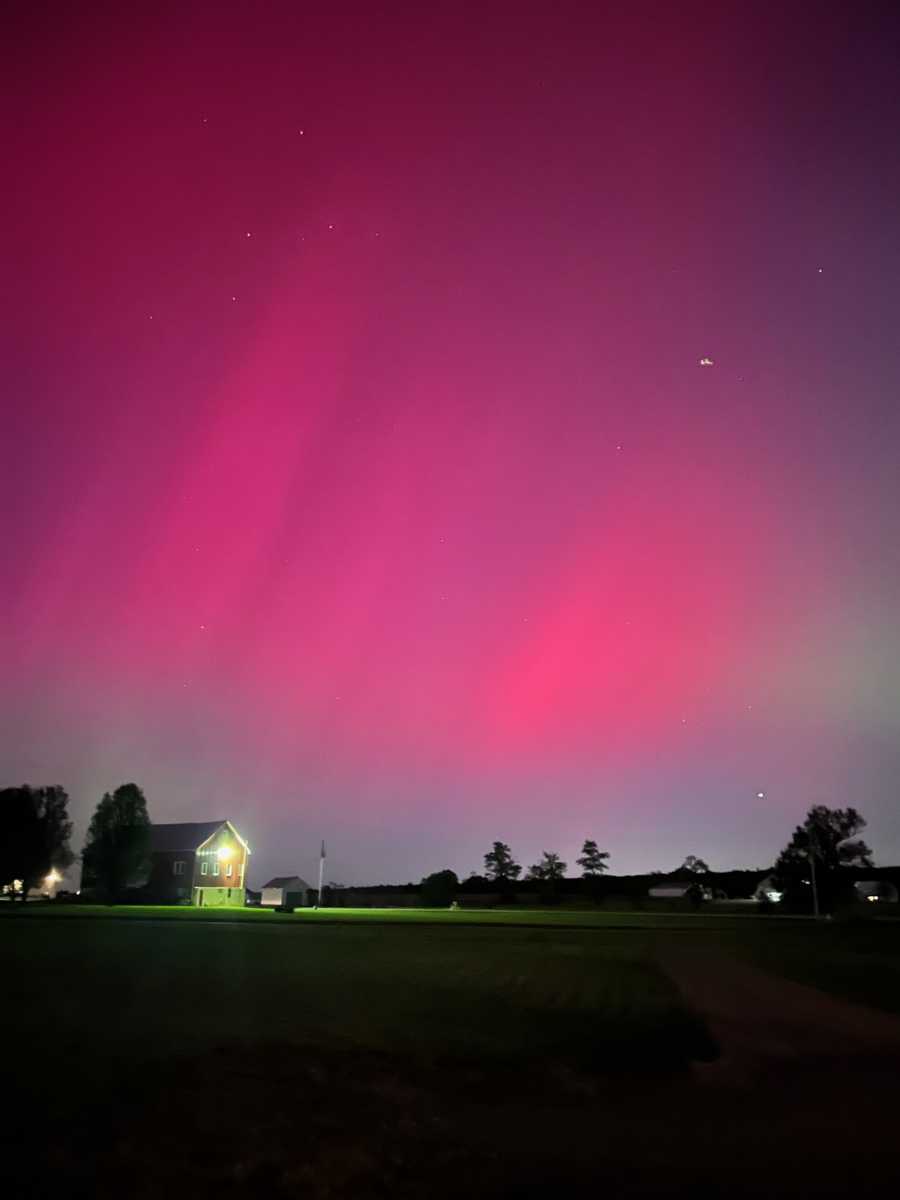 Northern lights put on a show in south-central Pa.