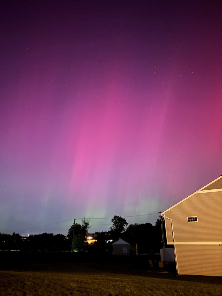 Northern lights put on a show in south-central Pa.