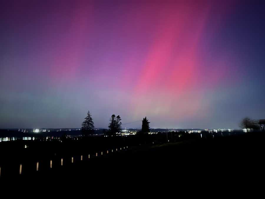 Northern lights put on a show in south-central Pa.