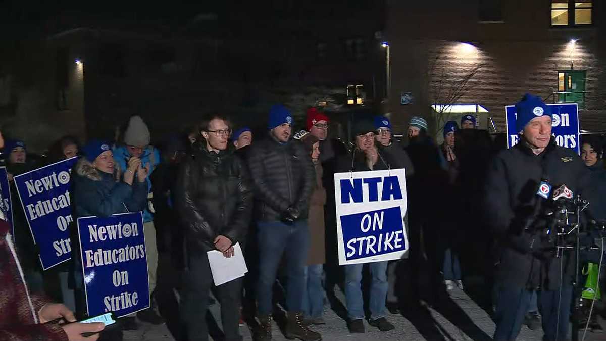 Newton teachers strike continues