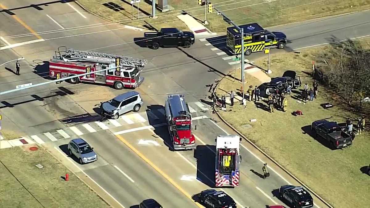 OKC crews respond to multi-vehicle crash at intersection