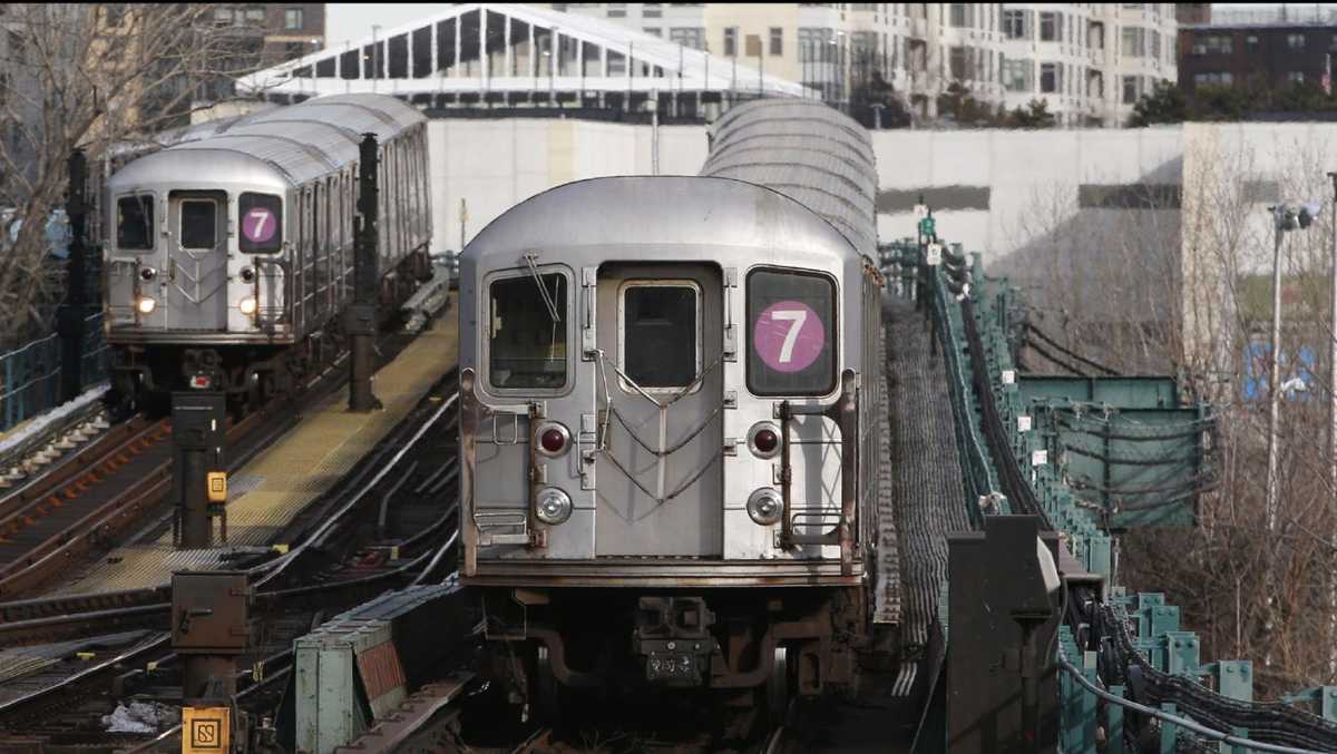 New York City subway system beats MBTA to contactless payment