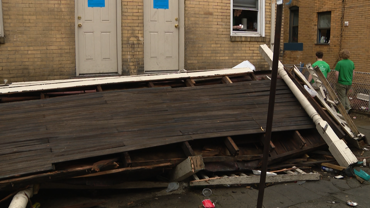 Police: Large crowd dispersed in same area one day after Oakland roof ...