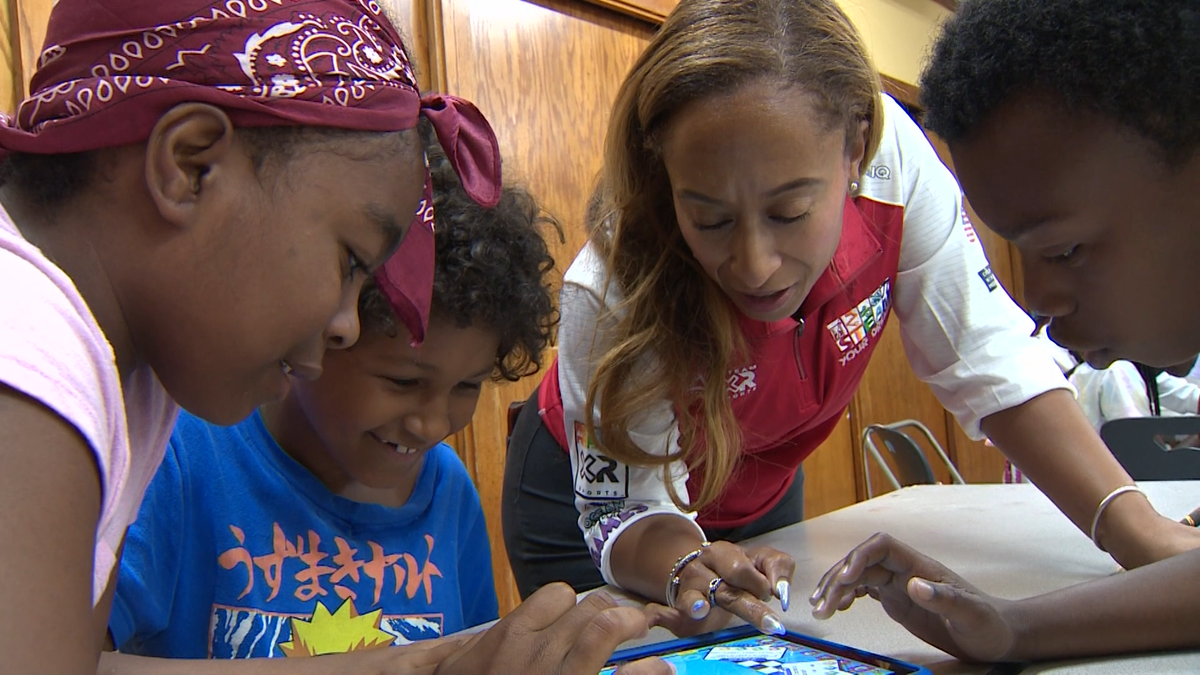 Ocean Bowl games kickoff to engage kids in STEAM activities