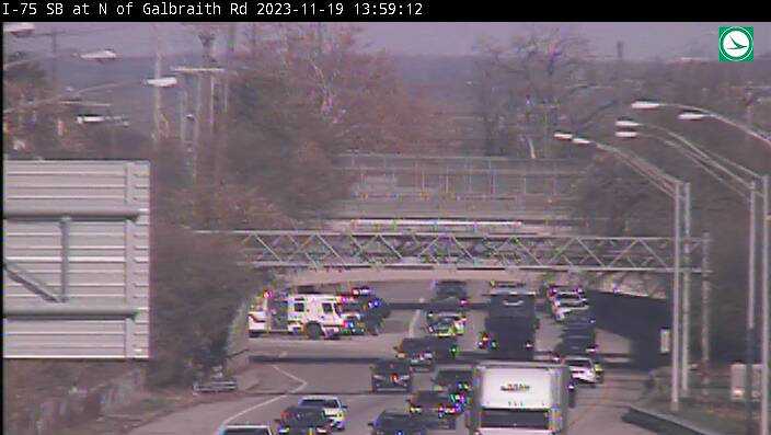 Crash Blocking Traffic On I 75 Near Lockland