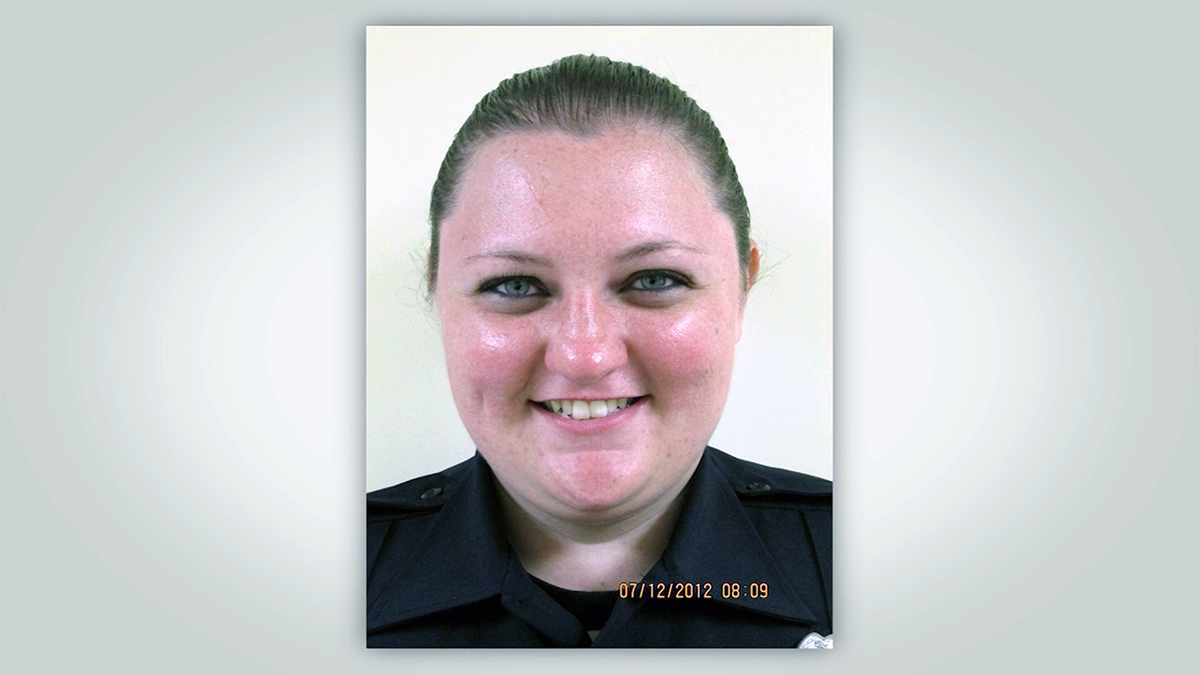 Man suspected of shooting, killing Georgia officer surrenders after ...