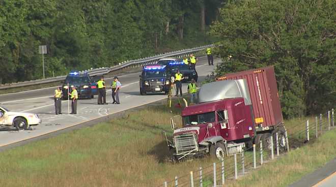Savannah Police officer killed while responding to crash on Interstate 16