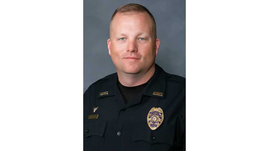 Springfield officer struck by vehicle outside of police headquarters ...