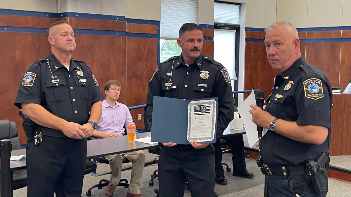 Clarksville police officer recognized for saving crash victim's life
