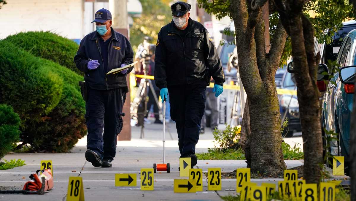 Philadelphia Officers Shot In Raid