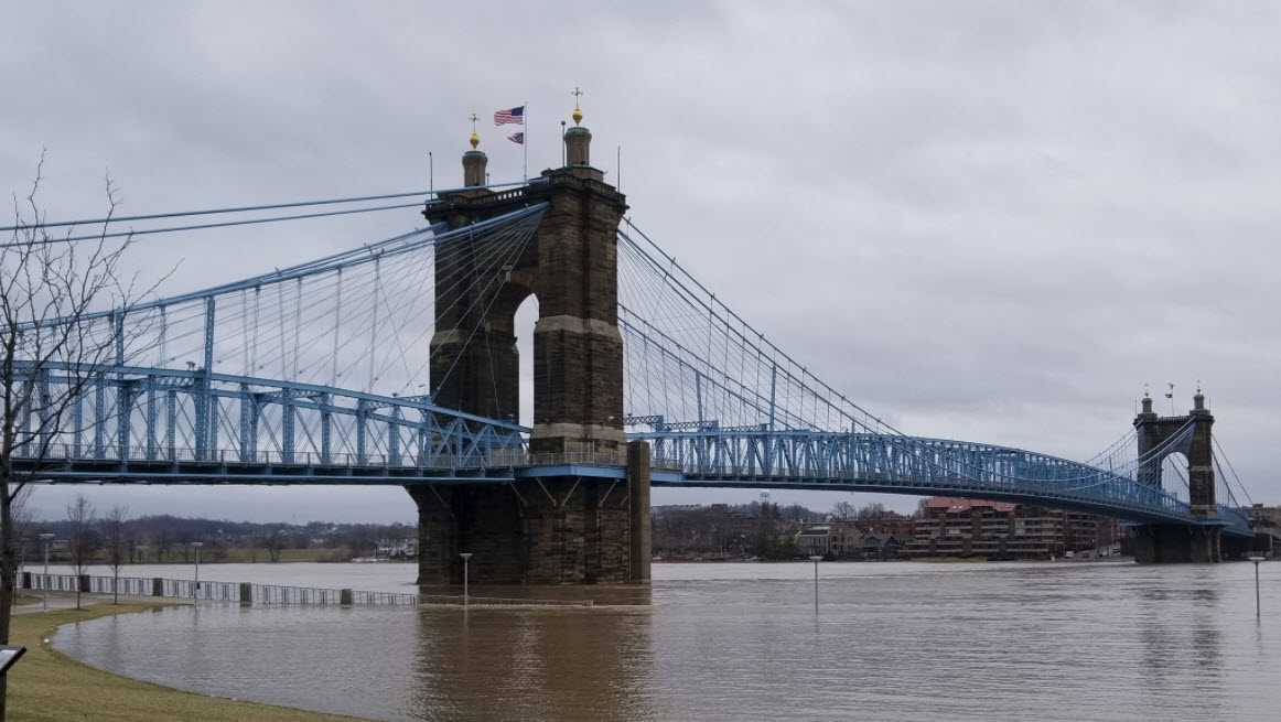 TIMELINE: Ohio River likely to stay above flood stage for days