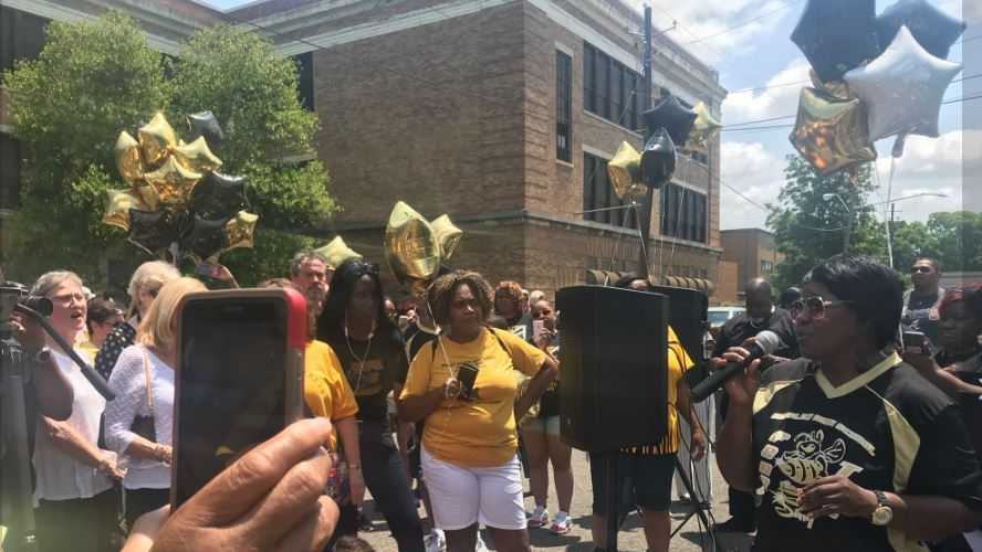 Former students gather to honor old Ensley High School building