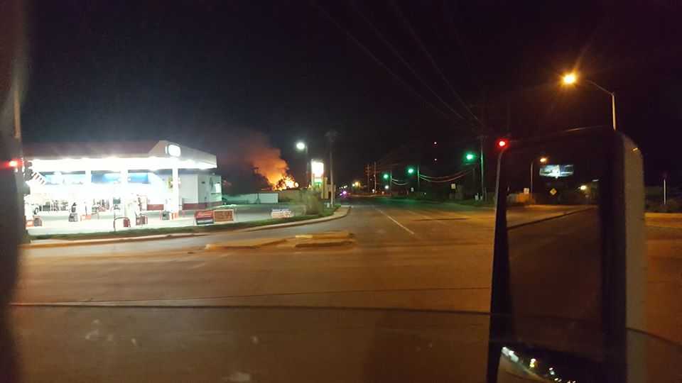 Crews respond to large fire in Clovis