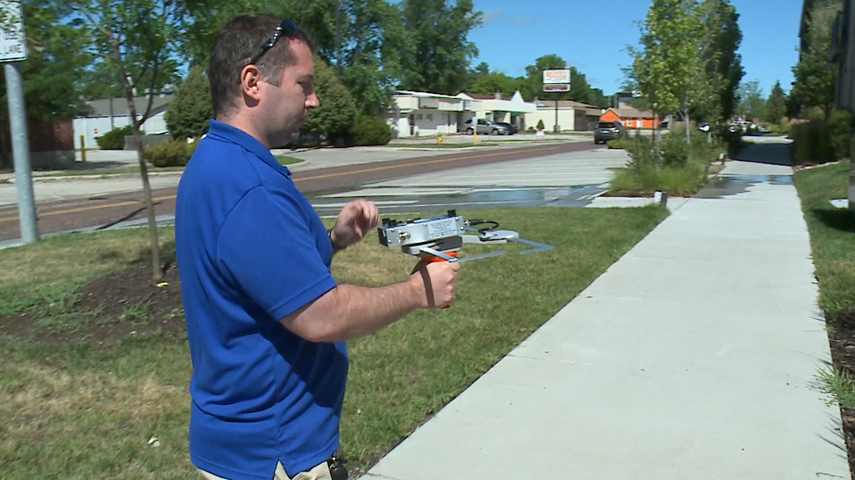 Omaha police trained on new tracking device that could save lives