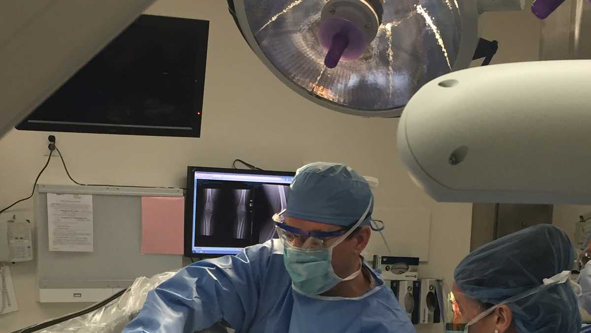 Robotic arm assists with knee surgery at Tufts Medical Center