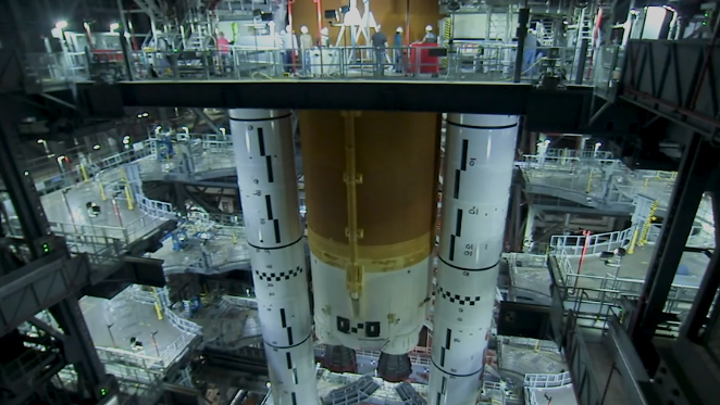 Time-lapse shows construction and stacking of Orion spacecraft